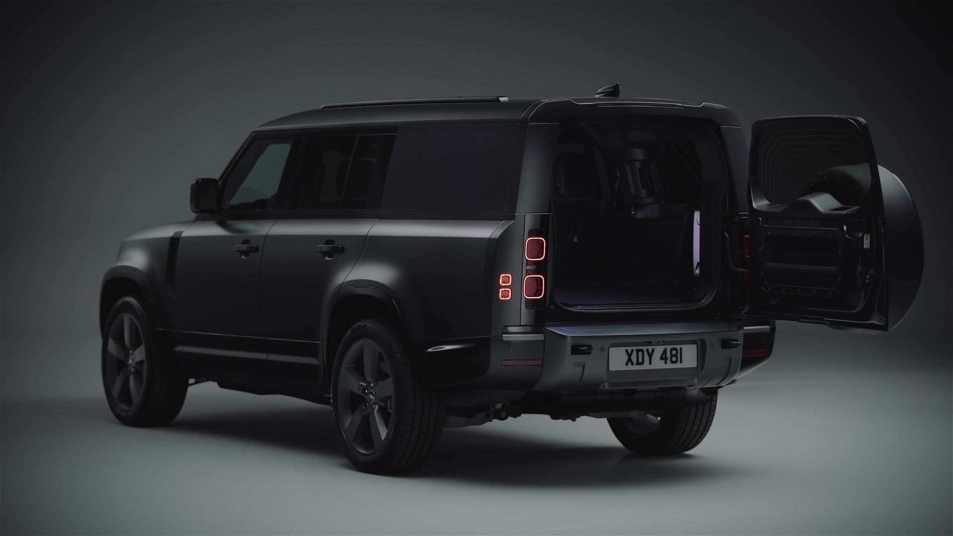 Land Rover Defender 130 Outbound - Das Wichtigste in Kürze