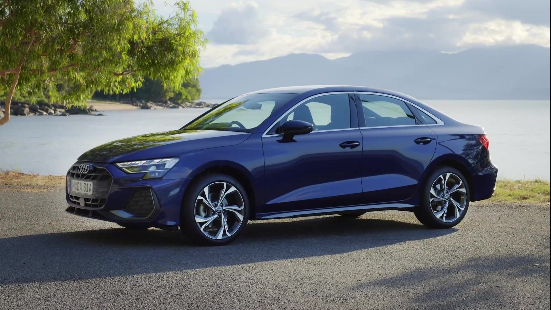 Video: 2025 Audi A3 Sedan Exterior Design in Navarra Blue